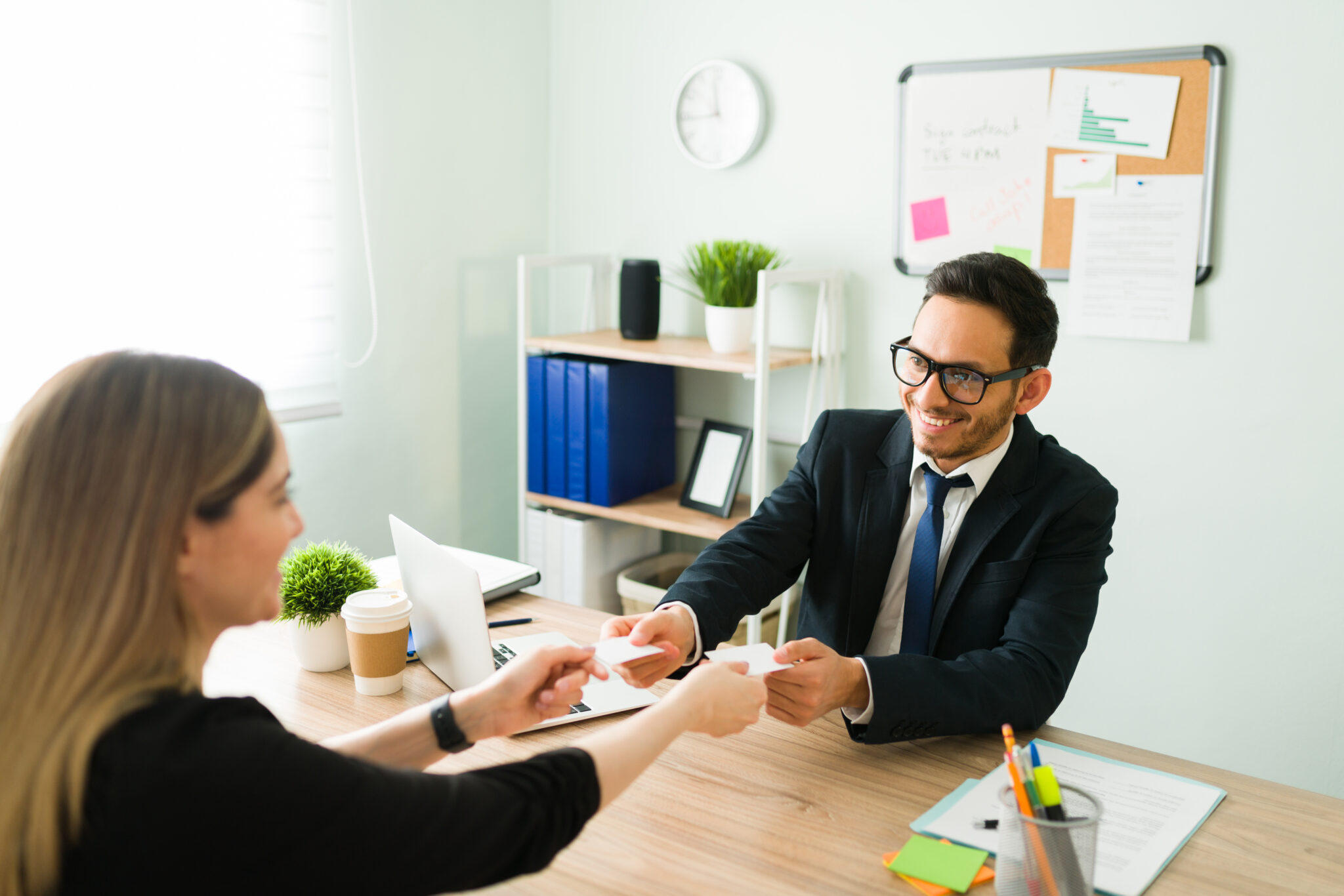 Investment Banker Salary in Dubai with Guide to apply for Jobs